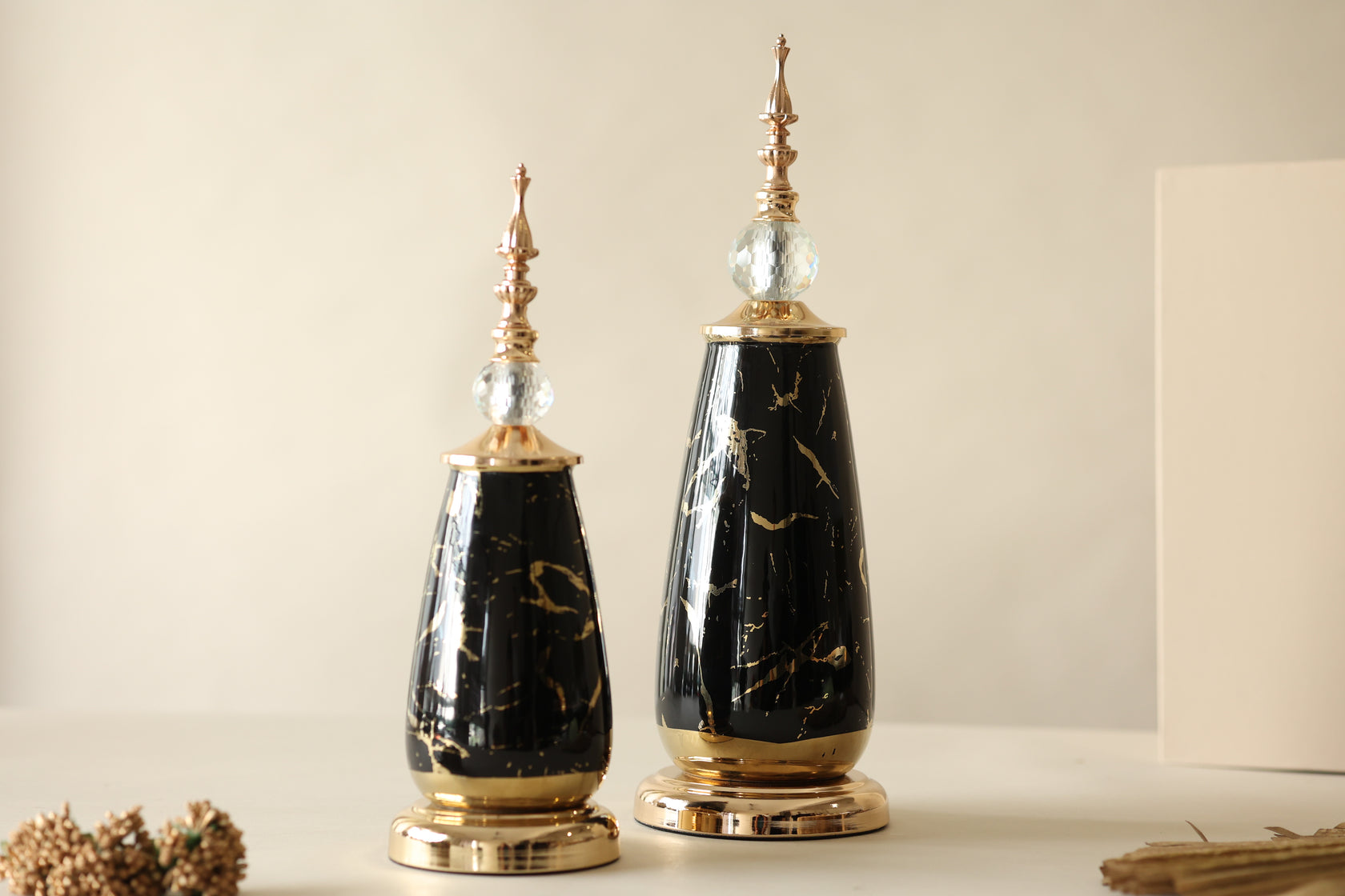 Gold Black Antique Decor Showpiece (Set of 2) – The Decor Circle